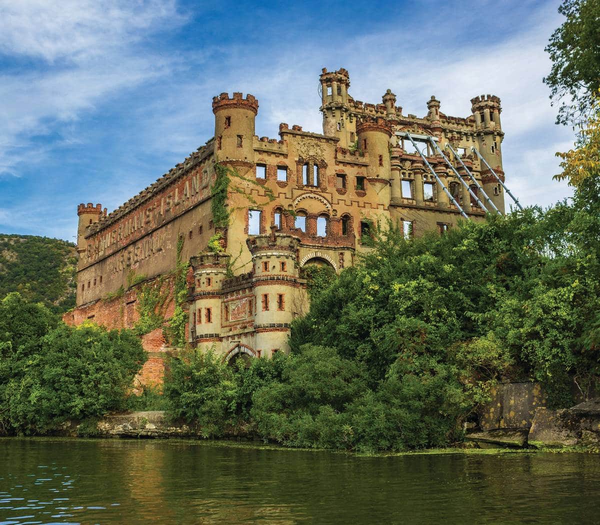 11 Peculiar Abandoned Islands That Deserve A Spotlight | Stay Weird